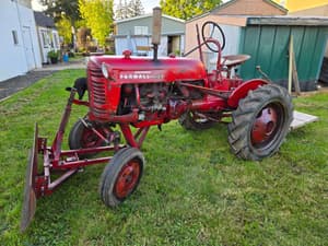 SOLD - 1955 Farmall Cub Lot No. 6427306 Tractors with 12 HP | Tractor Zoom