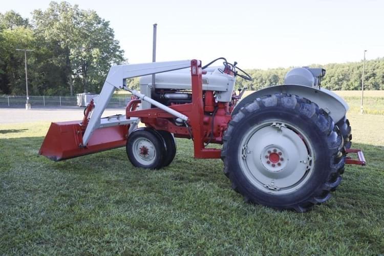 1955 Ford 960 Tractors 40 to 99 HP for Sale | Tractor Zoom
