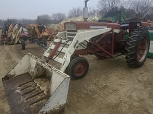SOLD - 1959 Farmall 460 Lot No. 869 Tractors with 45 HP | Tractor Zoom