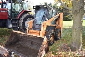 SOLD - Case 410 Lot No. 3261 Construction with 2,090 Hrs | Tractor Zoom