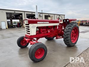 SOLD - 1961 Farmall 560 Lot No. 190 Tractors with 7,080 Hrs | Tractor Zoom