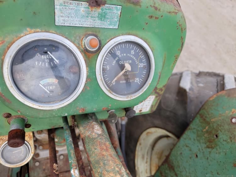 1961 Oliver 880 Tractors 40 to 99 HP for Sale | Tractor Zoom