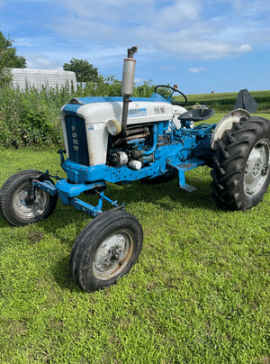 SOLD - 1962 Ford 4000 Tractors with 5,192 Hrs | Tractor Zoom