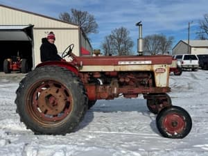 1963 Farmall 560 Lot No. 10 Tractors For Sale with 5,722 Hrs | Tractor Zoom