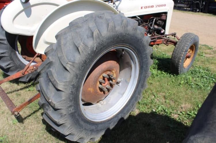 1963 Ford 2000 Tractors Less than 40 HP for Sale | Tractor Zoom
