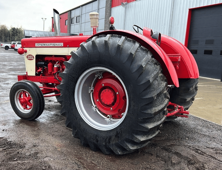 1963 International Harvester 660 Tractors 40 to 99 HP for Sale ...
