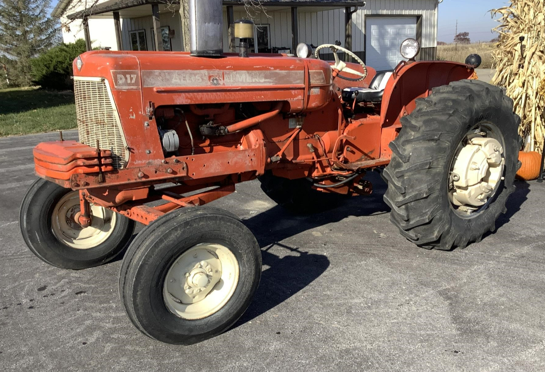 SOLD - 1966 Allis Chalmers D17 Tractors with 5,136 Hrs | Tractor Zoom