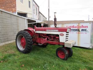 SOLD - 1968 Farmall 560 Lot No. 100 Tractors with 3,042 Hrs | Tractor Zoom