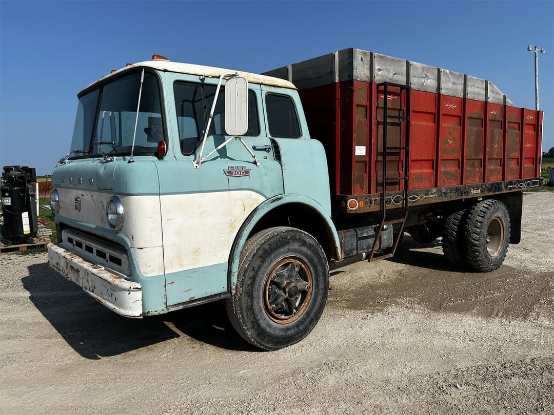 1968 Ford 700 Other Equipment For Sale with --- mi | Tractor Zoom