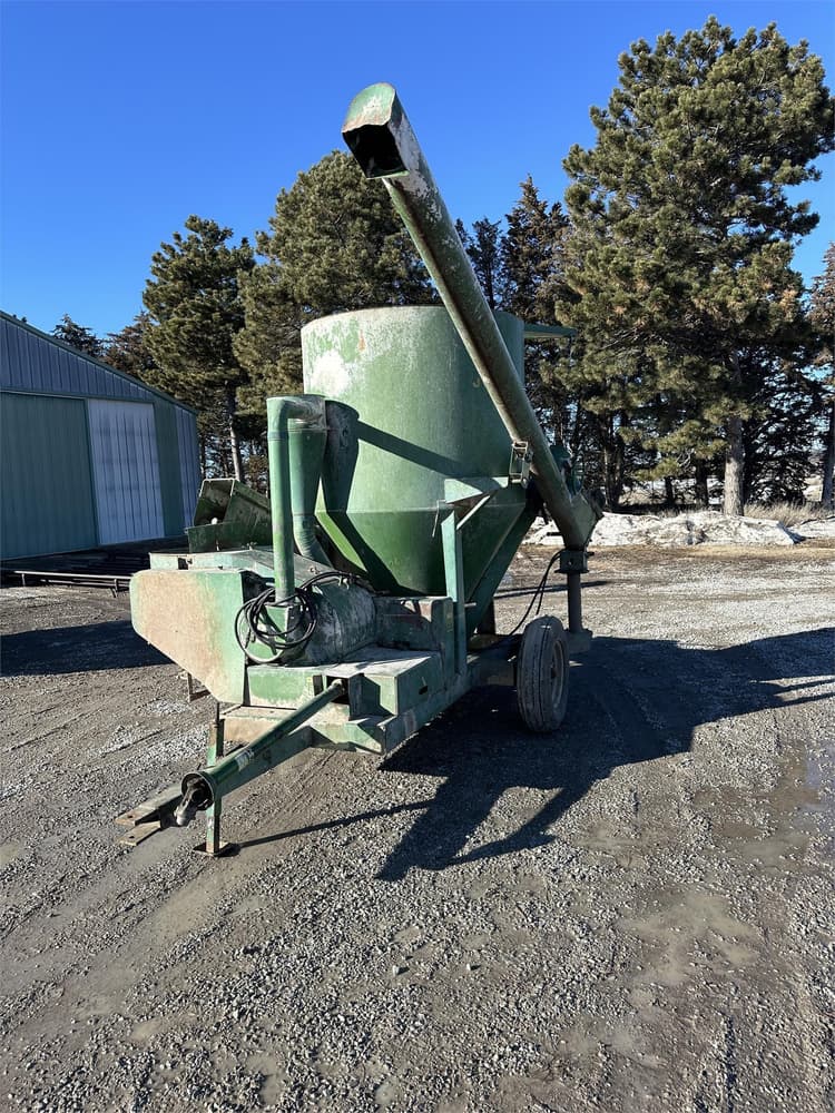 1968 John Deere 400 Hay and Forage Grinders/Mixers for Sale | Tractor Zoom
