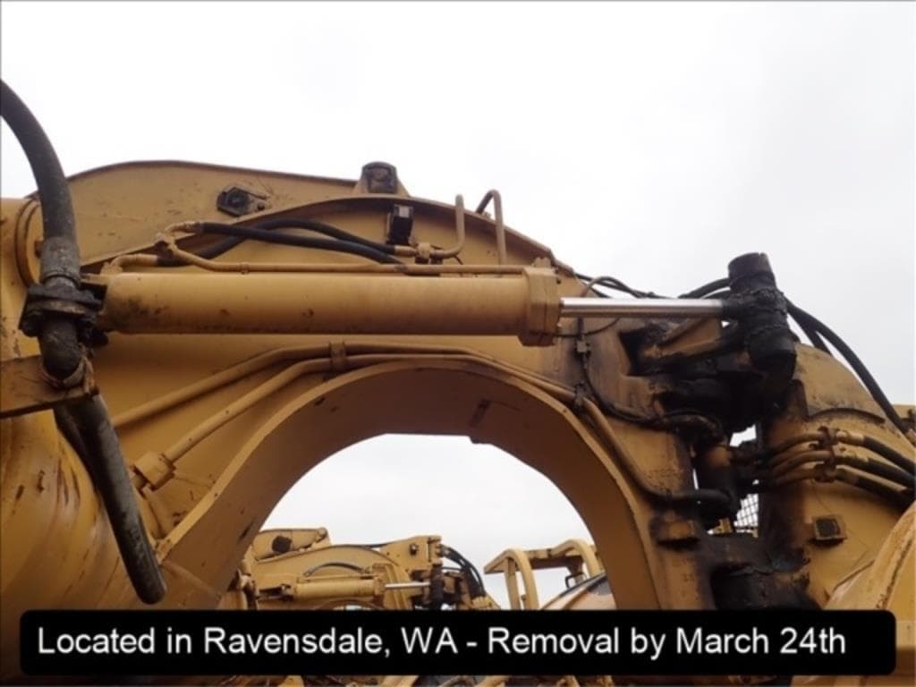 Tractor Zoom - 1969 Caterpillar 641