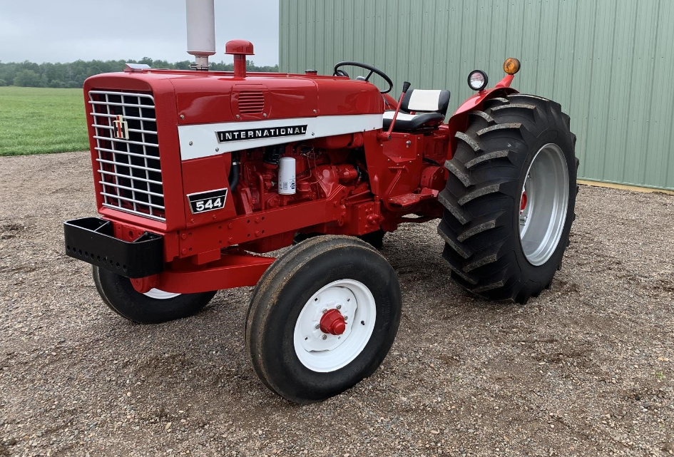 SOLD - 1969 International Harvester 544 Lot No. 50b86497-14f0-11ed-9544 ...