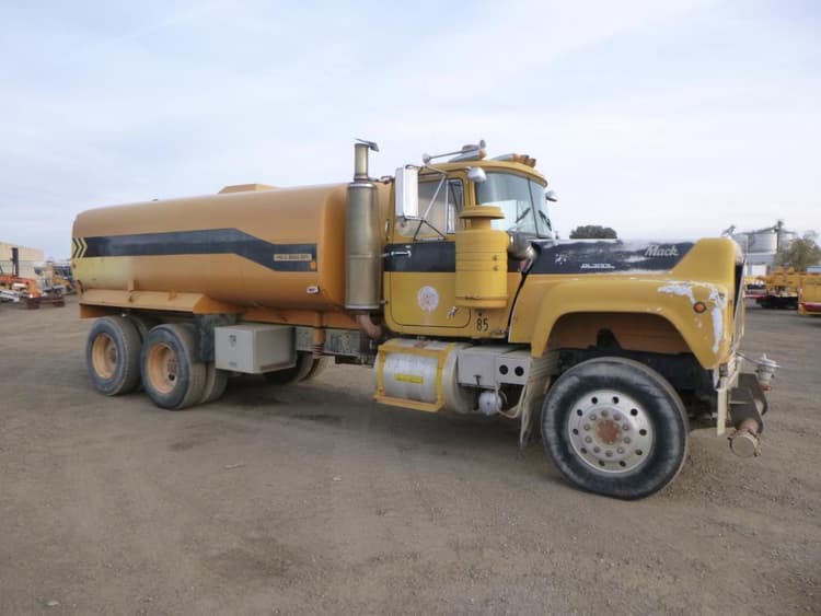 1969 Mack RL700L Other Equipment Trucks for Sale | Tractor Zoom
