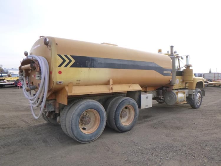 1969 Mack RL700L Other Equipment Trucks for Sale | Tractor Zoom