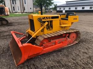 SOLD - 1970 Case 310G Lot No. 100 Construction with --- Hrs | Tractor Zoom