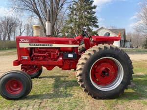 SOLD - 1970 IH 1456 Turbo Tractor Tractors with 4,144 Hrs | Tractor Zoom