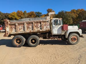 1970 Mack R600 Other Equipment For Sale with --- mi | Tractor Zoom