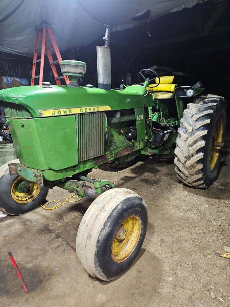 SOLD - 1972 John Deere 4000 Tractors 100 to 174 HP | Tractor Zoom