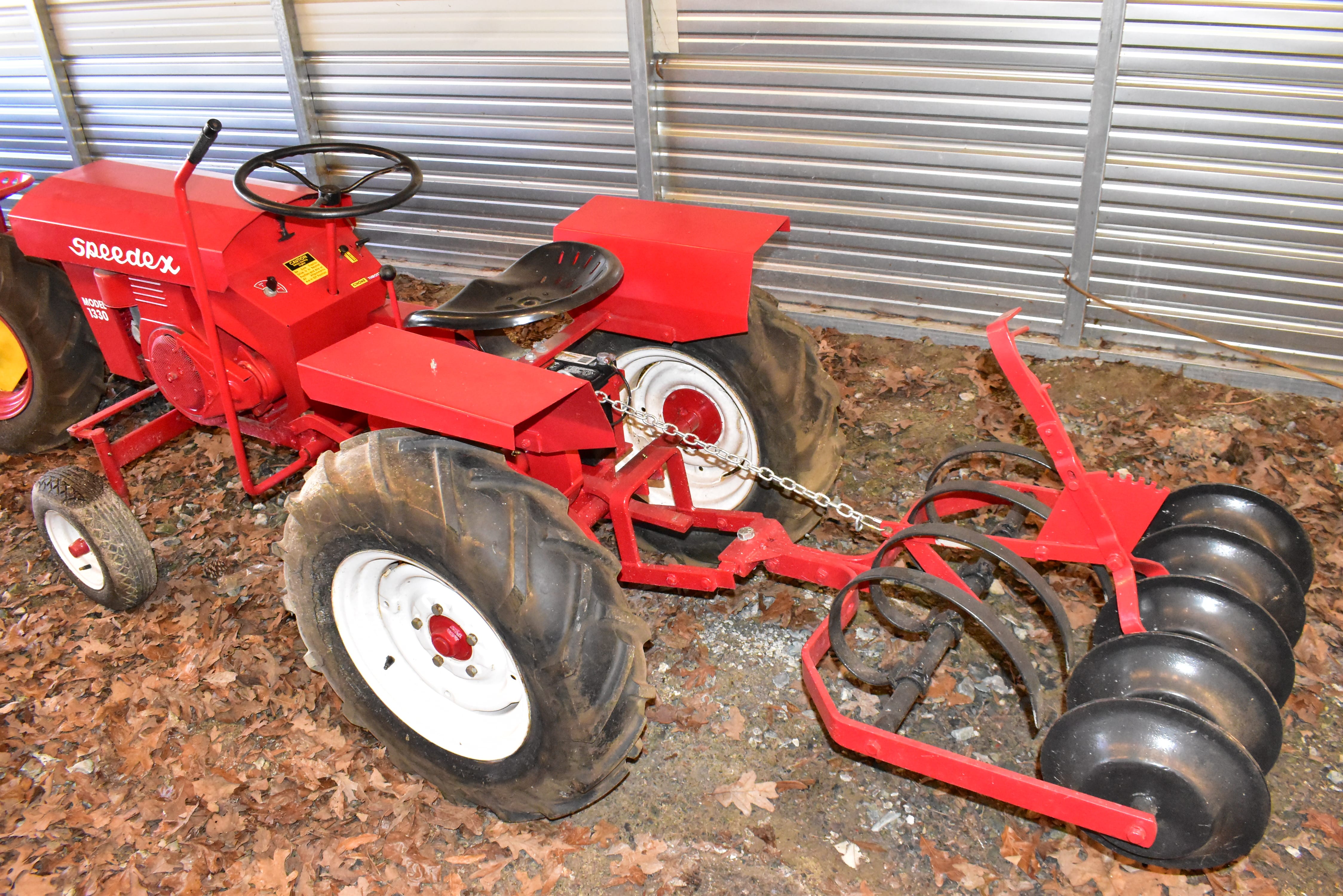 SOLD - 1972 Speedex 1330 Tractors with --- Hrs | Tractor Zoom