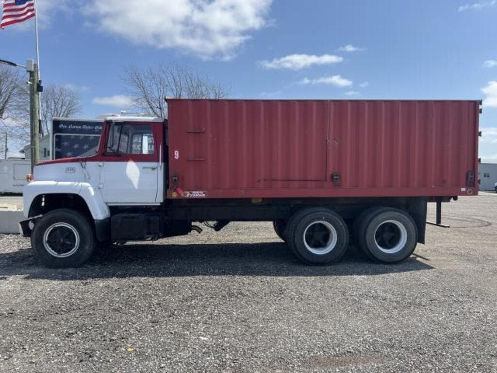 1973 Ford F-880 Other Equipment Trucks for Sale | Tractor Zoom