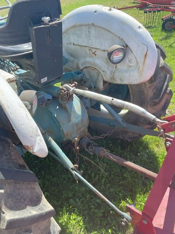 SOLD - 1974 Ford 3000 Tractors 40 to 99 HP | Tractor Zoom