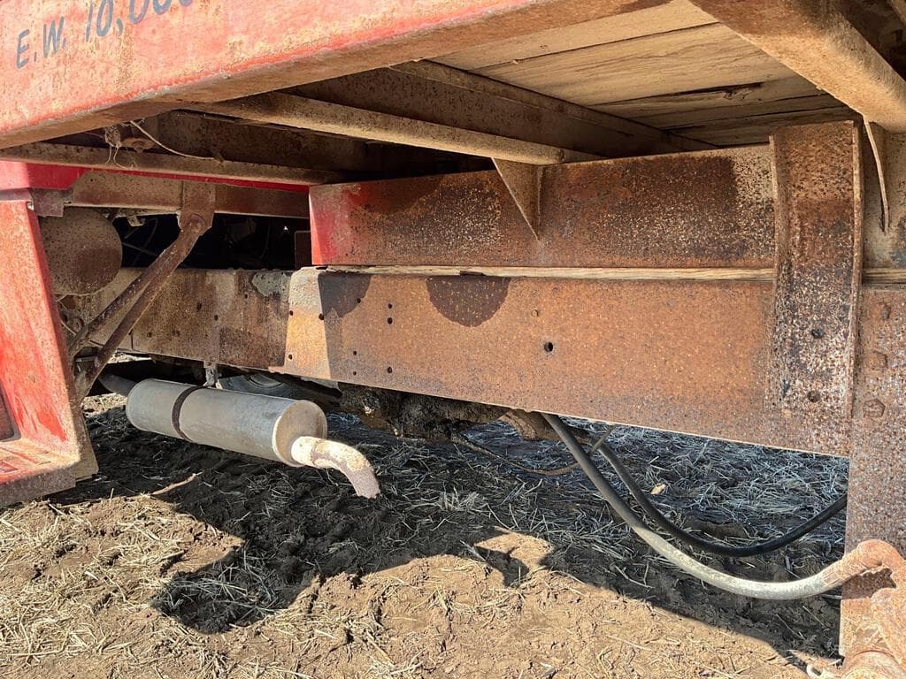 Tractor Zoom - 1974 Ford F-750