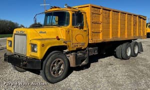 SOLD - 1974 Mack DM600 Lot No. EH5452 Other Equipment with 286,255 mi ...