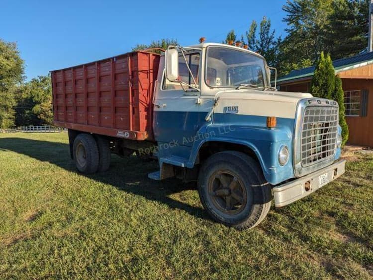 1975 Ford 700 Other Equipment Trucks for Sale | Tractor Zoom