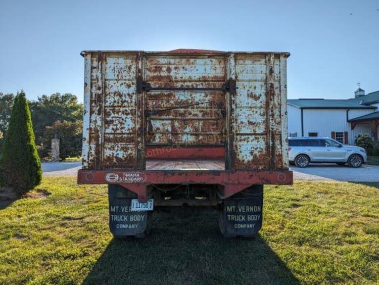 1975 Ford 700 Other Equipment Trucks for Sale | Tractor Zoom