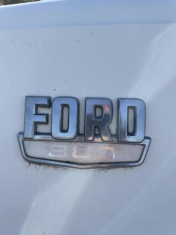 Tractor Zoom - 1975 Ford F-880