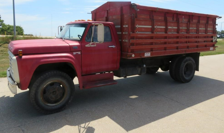 SOLD - 1975 Ford F600 Other Equipment with 52,421 mi | Tractor Zoom