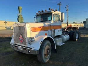 SOLD - 1975 Peterbilt 359 Lot No. 6986 Other Equipment with --- mi ...