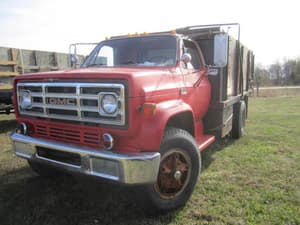 SOLD - 1976 GMC 6500 GAS ENGINE, 5 SD TRANS, 14’ DUMP BED, GRAIN SIDES ...