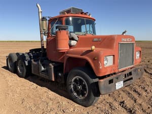 SOLD - 1976 Mack R600 Lot No. 3008 Other Equipment with 597,291 mi ...