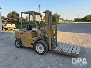 1977 Clark C500Y50 Lot No. 71 Construction For Sale with 1,428 Hrs ...