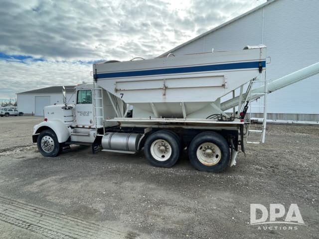 1977 Kenworth W900 Lot No. 252 Other Equipment For Sale with 819,114 mi ...