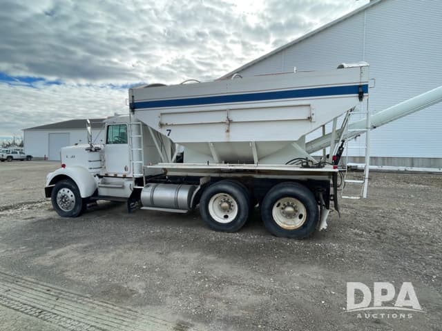 1977 Kenworth W900 Lot No. 252 Other Equipment For Sale with 819,114 mi ...
