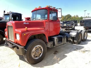 SOLD - 1977 Mack R686ST Lot No. 57952228 Other Equipment with 35,908 mi ...