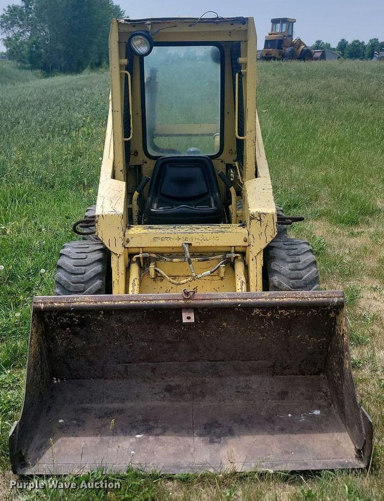 1977 New Holland L445 Construction Skid Steers for Sale | Tractor Zoom
