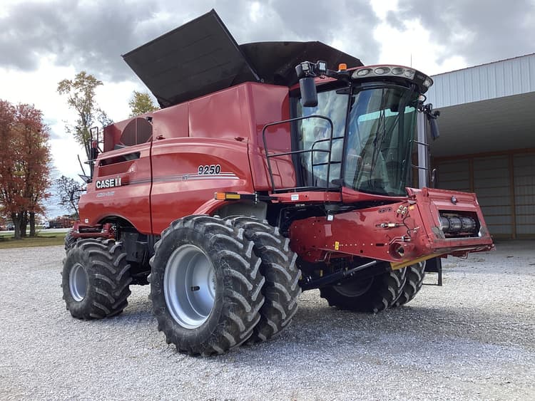 2019 Case IH 9250 Combines Class 9/10 for Sale | Tractor Zoom
