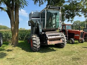 SOLD - 1978 Gleaner M2 Lot No. 4851 Combines with 2,373 Hrs | Tractor Zoom