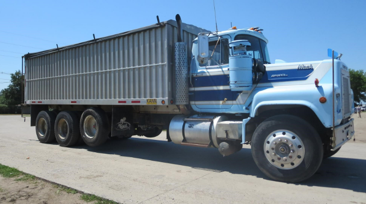 SOLD - 1978 Mack RS686 Lot No. 963f35a8-19b6-11ed-8bec-0246304ce823 ...
