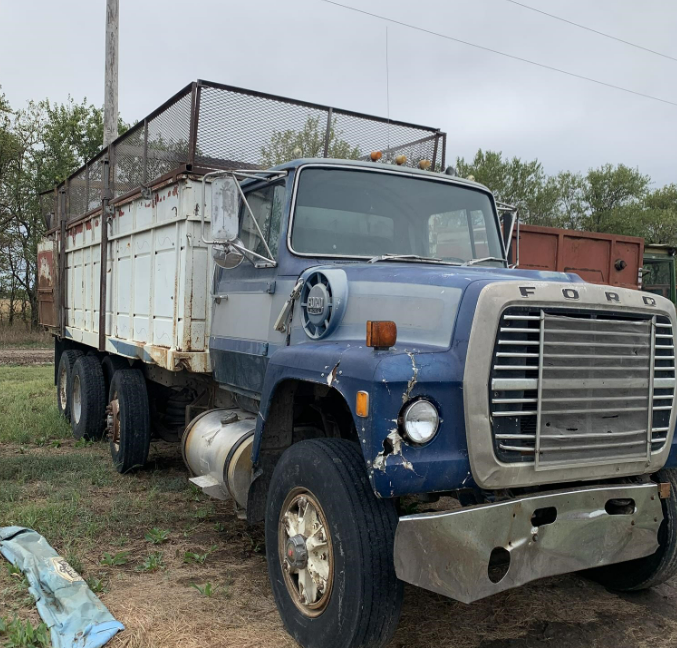 SOLD - 1979 Ford 9000 Other Equipment with --- mi | Tractor Zoom