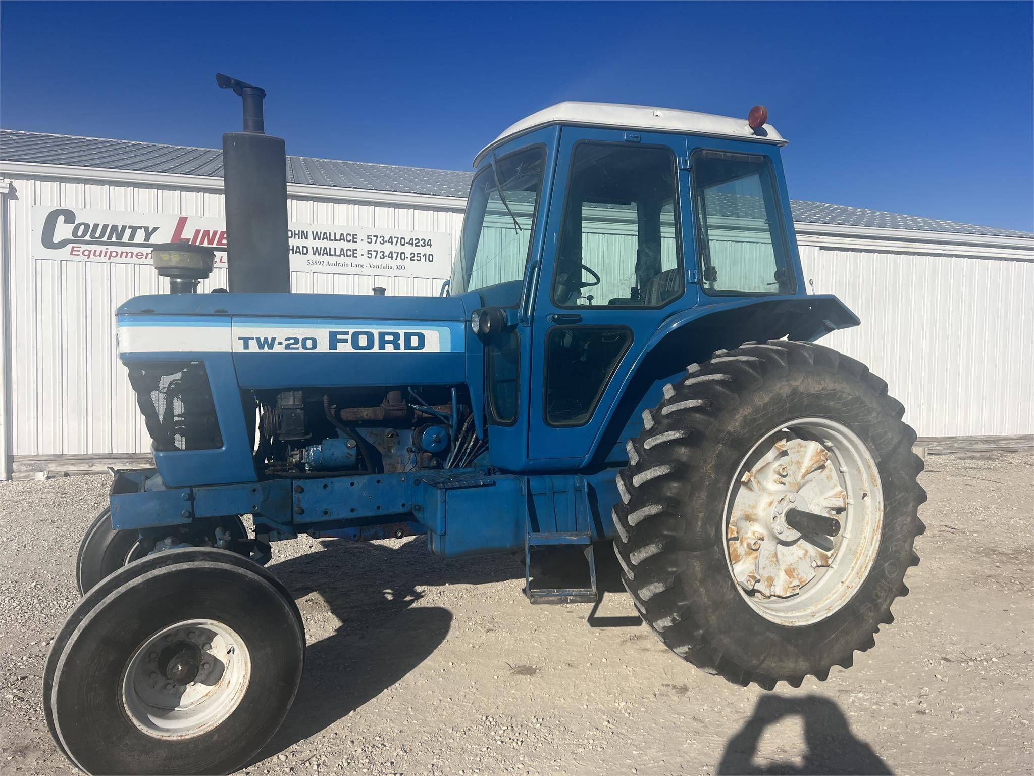 SOLD - 1979 FORD TW20 Tractors with 6,864 Hrs | Tractor Zoom