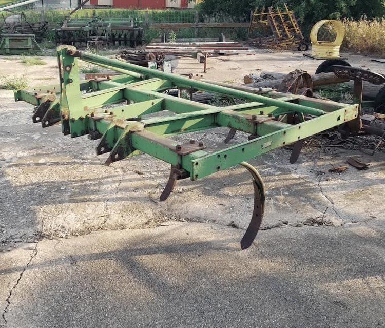 1980 John Deere 100 Tillage Chisel Plows for Sale | Tractor Zoom