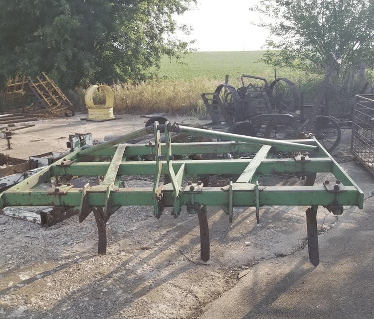 1980 John Deere 100 Tillage Chisel Plows for Sale | Tractor Zoom