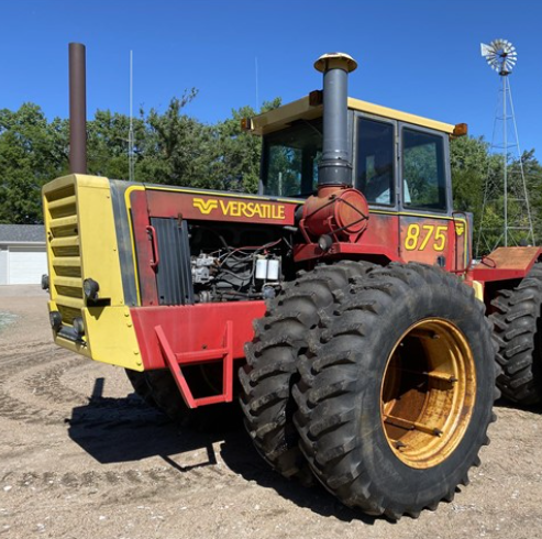 SOLD - 1980 Versatile 875 Lot No. 952917ba-f175-11ec-9544-0246304ce823 ...