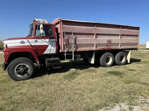 SOLD - 1981 Ford 8000 Lot No. 7485 Other Equipment with --- mi | Tractor Zoom