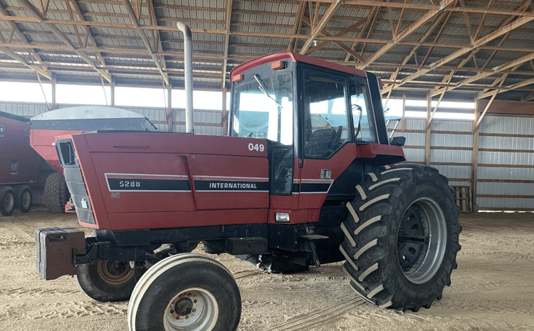 1981 International 5288 Tractors 175 to 299 HP for Sale | Tractor Zoom