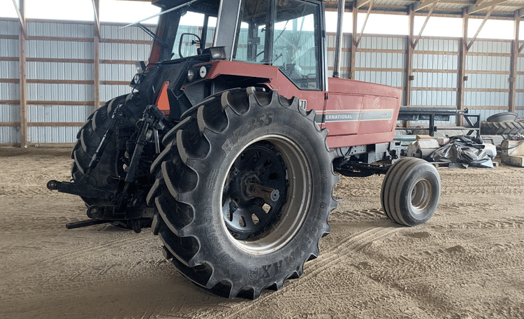 1981 International 5288 Tractors 175 to 299 HP for Sale | Tractor Zoom